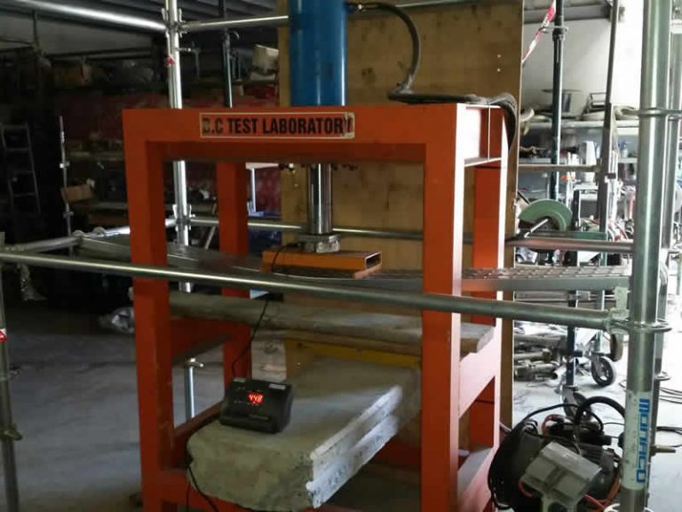 Scaffold Assembly and Component Testing – Building Construction Test ...